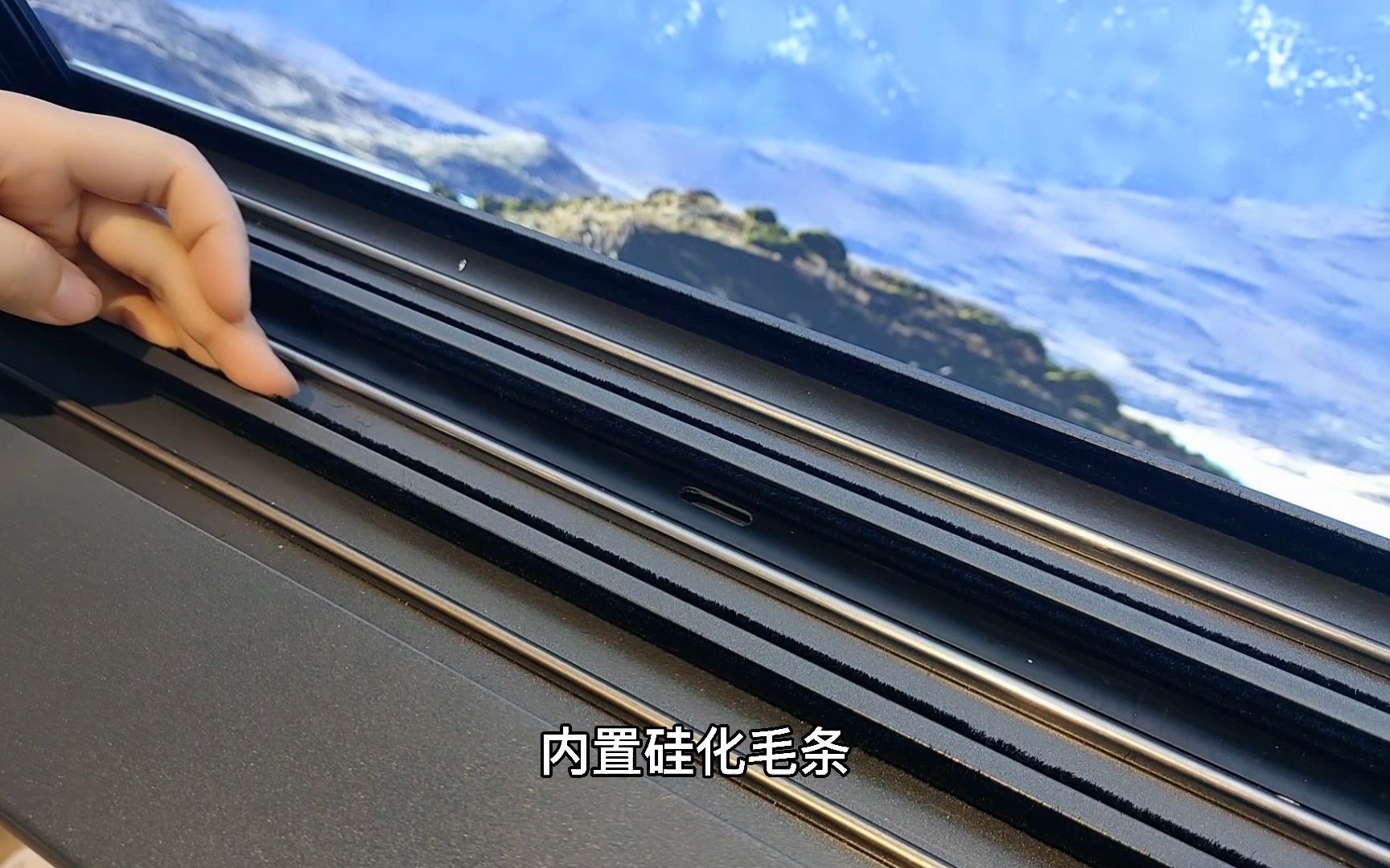 家里封阳台,想要一款实用美观的推拉窗,就来圣梵诺了解一下120