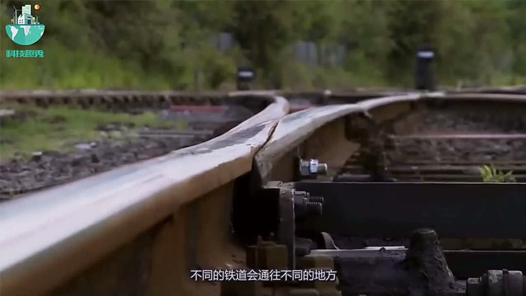 第一次见火车是如何变轨的,3D动画演示其工作原理,真是长知识