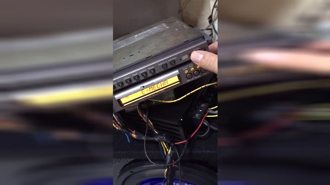 中道cd700不读碟,碟也出不出来!