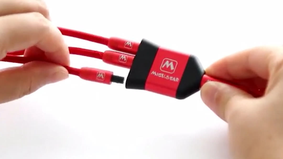 模块化创意数据线,各个部件都能随意组合,甚至还能一拖三