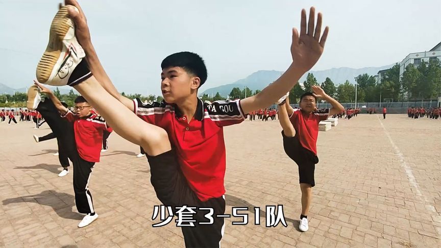 我在塔沟武校学武术:帅气的塔沟小子