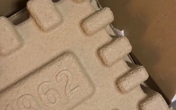 ...来个开箱和手机蓝牙连接投影仪的音效马歇尔音响 马歇尔stanmore3