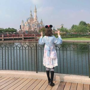 思思的的vlog 