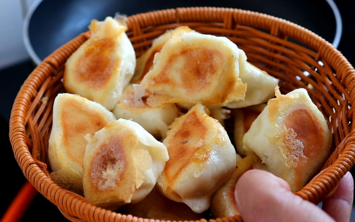 原来用电饭锅做蛋糕这么简单,比买的还好吃