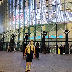 法国大叔梁仙仙 