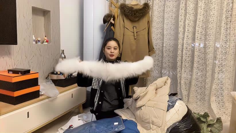 一口气拆了8款羽绒服,价格从200多到400多,大家看看款式怎么样