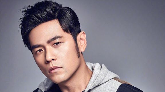 谨献给外婆带大的孩子!2004年无与伦比演唱会-周杰伦-外婆