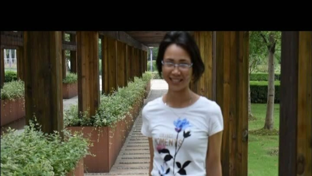 【讨饭乞丐】之花痴的女人 全网最具有搞笑 奇葩的视频