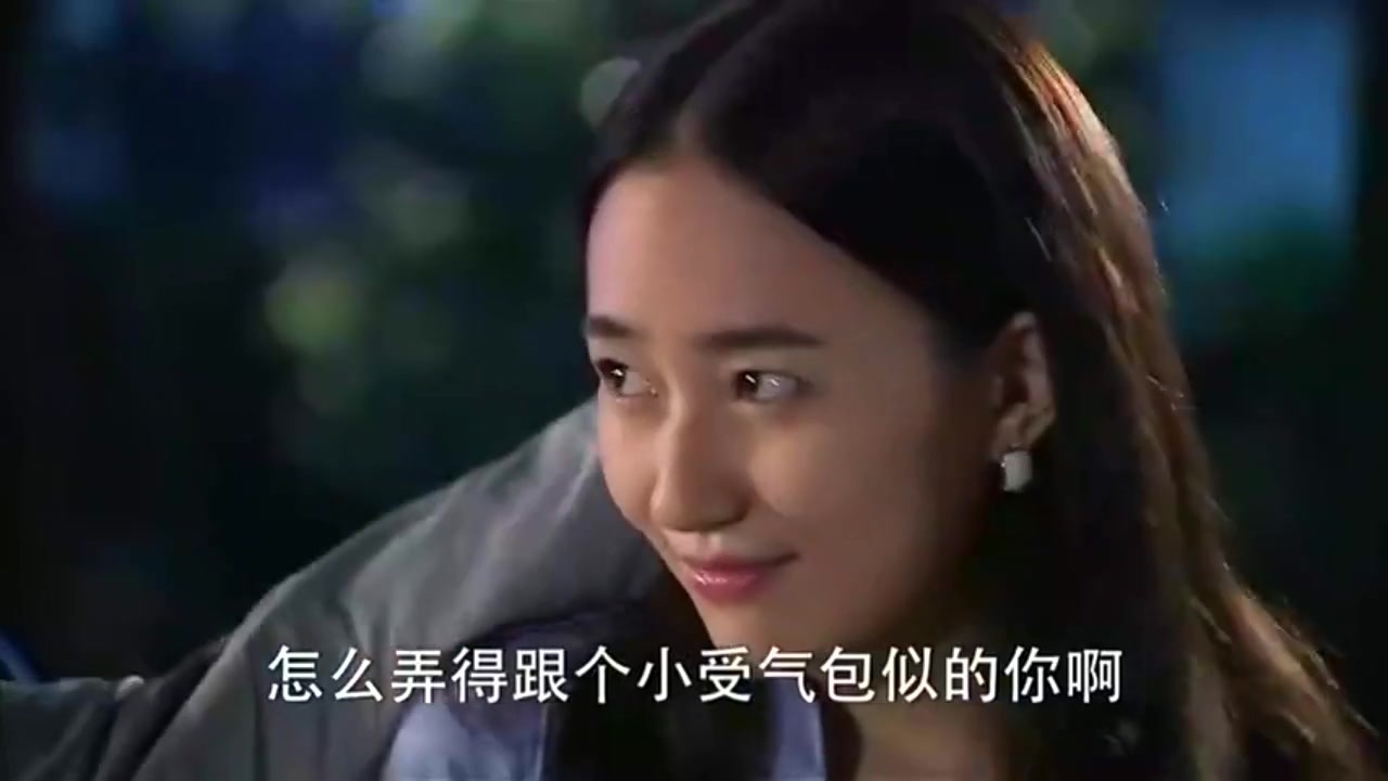 杜拉拉:王伟来到楼下与拉拉见面,两人一脸的幸福