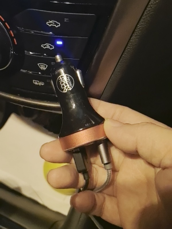 点烟器扩展多功能,充电多媒体应用
