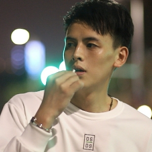 爱你们的李铁柱 