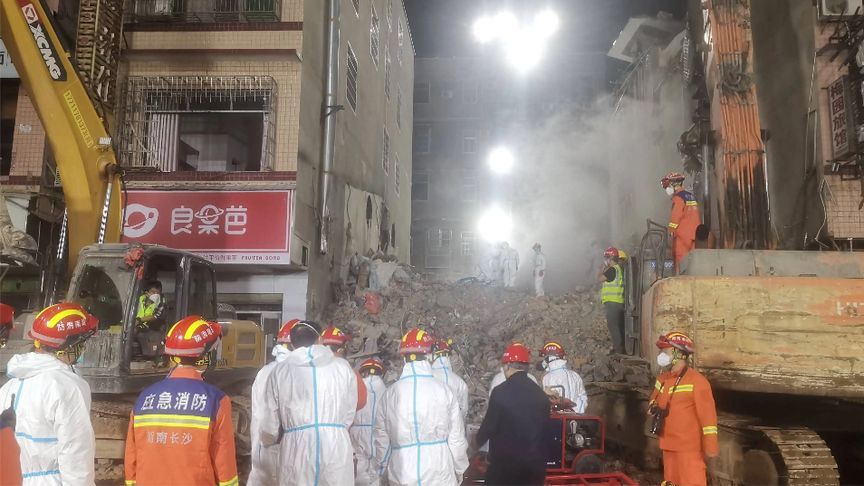 长沙居民自建房倒塌事故:发现26名遇难者,继续全力搜救被困人员