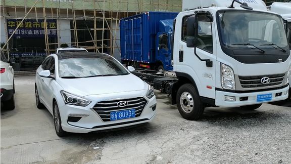 现代商用车,韩国领导人过来视察工作