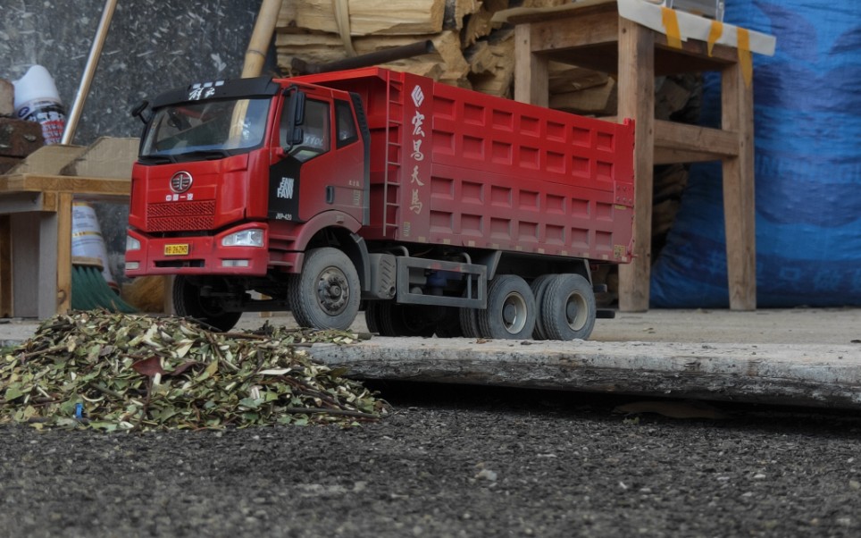 1/24解放j6卡车模型