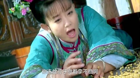 新还珠格格:桂嬷嬷刁难紫薇,居然让她一个人干苦力,太坏了!