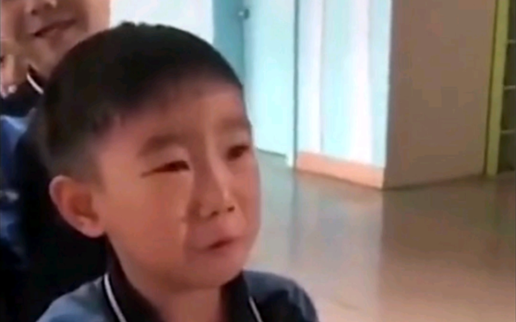 我不怕打针,小朋友用最硬语气说出最怂的话