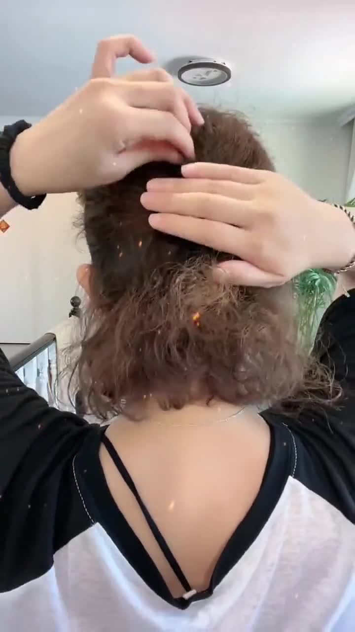 今日发型欣赏配饰的重要性头饰发饰电商(`･ω･´)