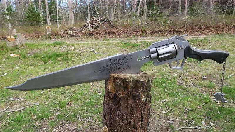 农村铁匠,用不锈钢打造的枪刃,这刀外形设计的太漂亮了!