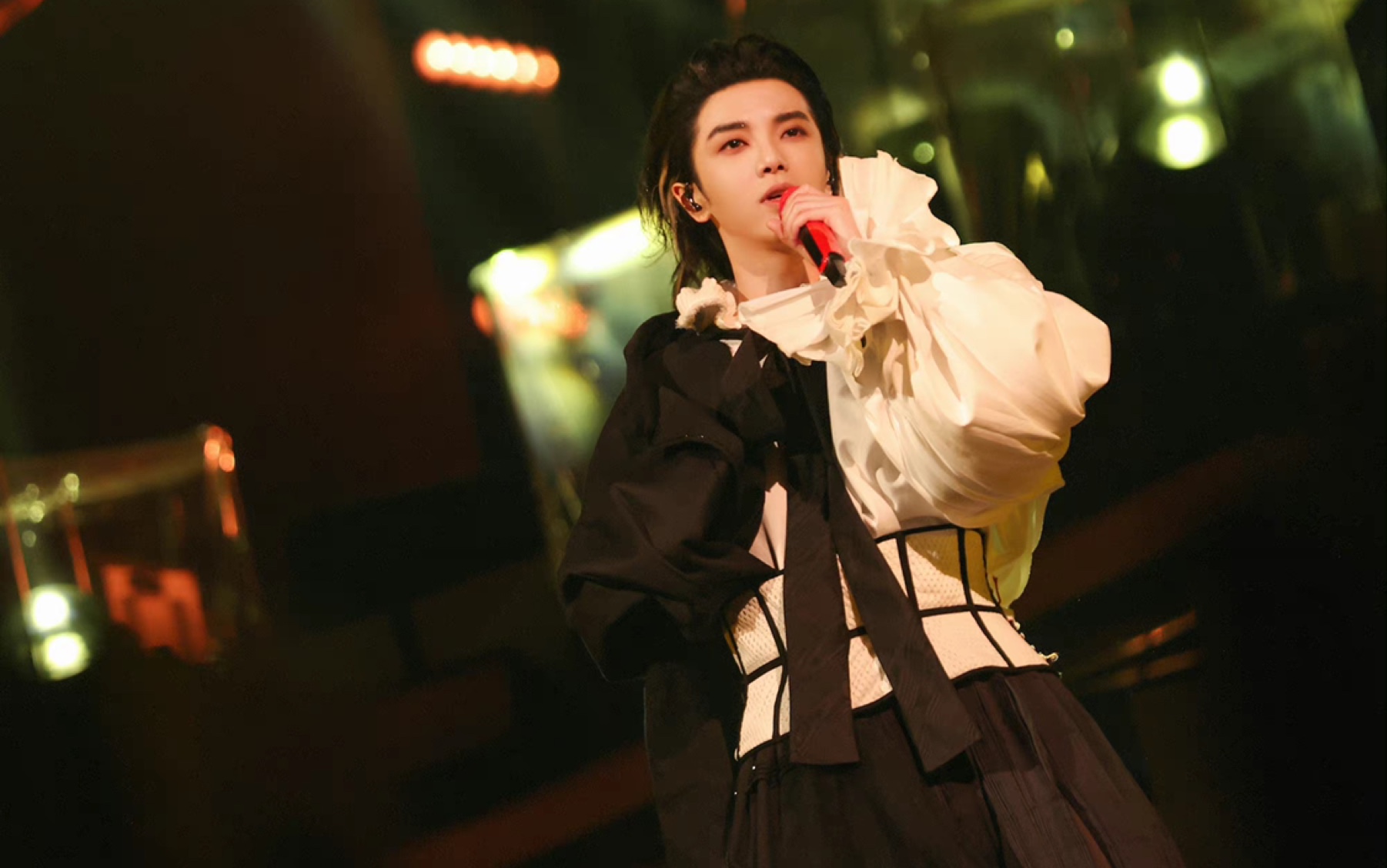 2021.12.4华晨宇夜晚场火星演唱会全程