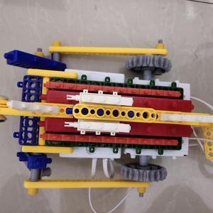 卖火柴的李老师 