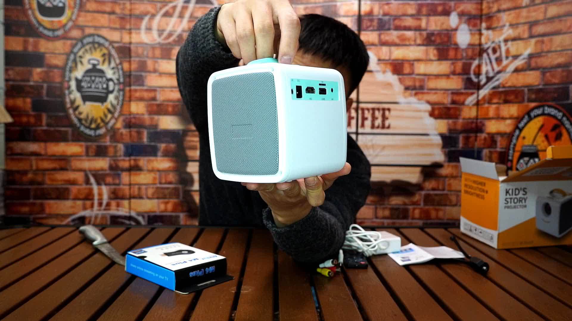 开箱测评267元买的手机迷你投影仪