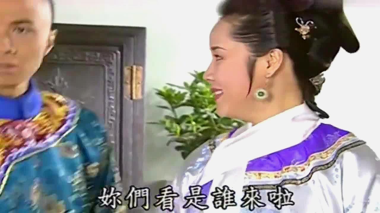 还珠格格:永琪还在和小燕子吵架,谁知紫薇突然问他一个问题