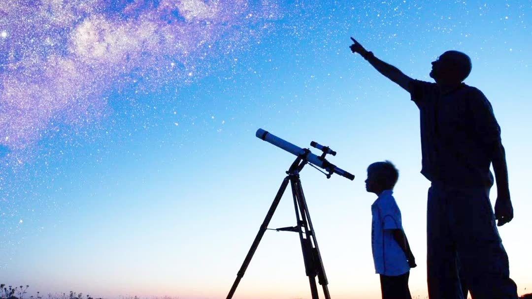 为什么古人能用肉眼看到月球表面,而现代人却做不到,这是为啥?