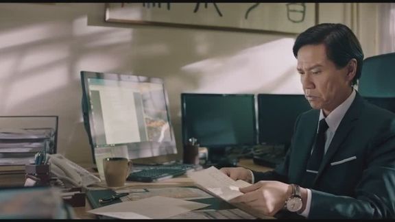 甄子丹没当过老师去应聘,想不到直接拿出一份推荐信就任职了