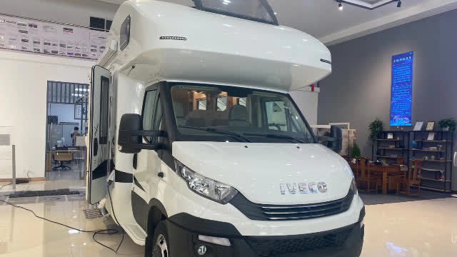 20款进口依维柯C型房车,伟昊进口依维柯无拓展大...