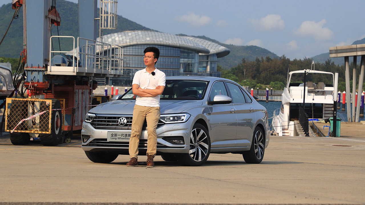 试驾全新一代速腾,驾驶者之车or驾驶者的家用车