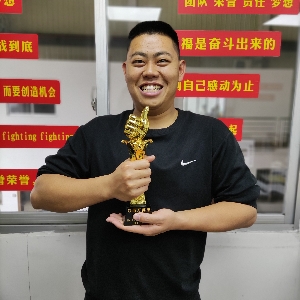 中牌制管机-自嗨哥 