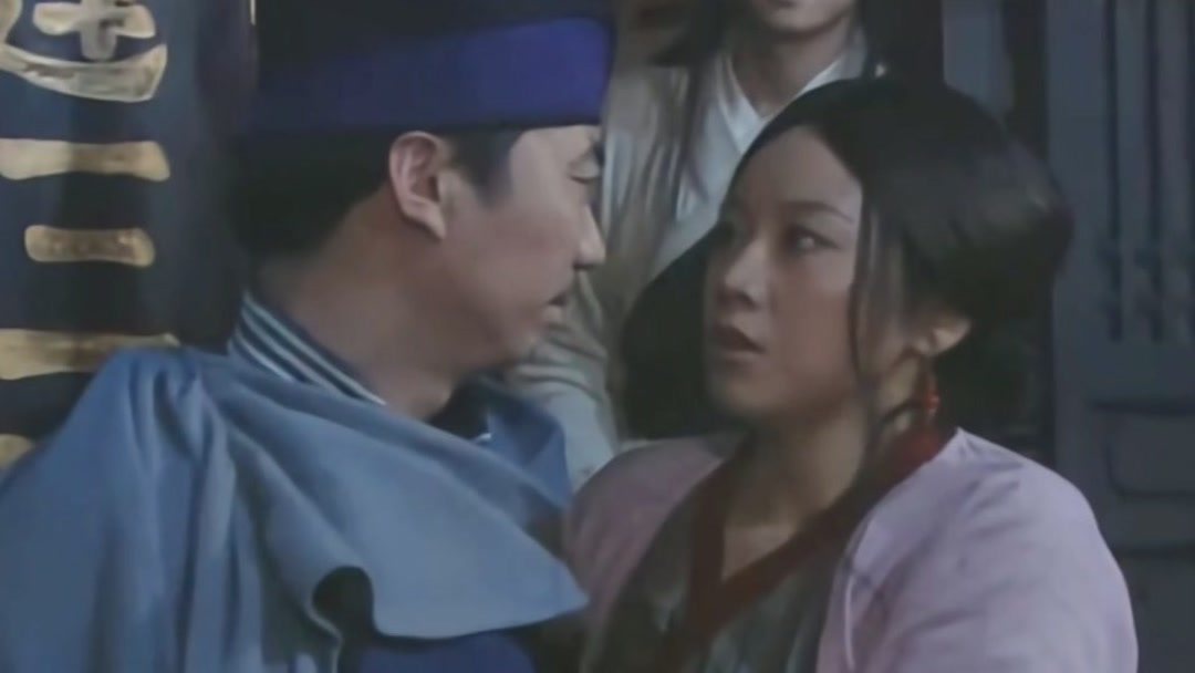 武林外传:佟掌柜拉住捕头算酒钱,一顿算盘伺候