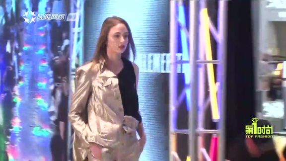 现在的年轻人对于潮流的理解不仅仅是穿衣服,就连派对都这么时尚