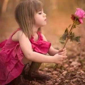 博学多才怡然自在 