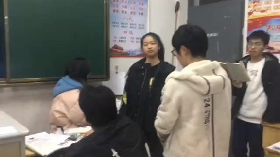 多彩的校园生活,课堂角色扮演,短短半年,即将面临分班