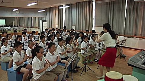 母鸡叫咯咯小学音乐人音版-武汉瑞景小学