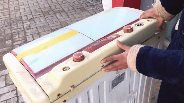 洗衣机定时器坏了,老师傅教你怎么拆装和更换