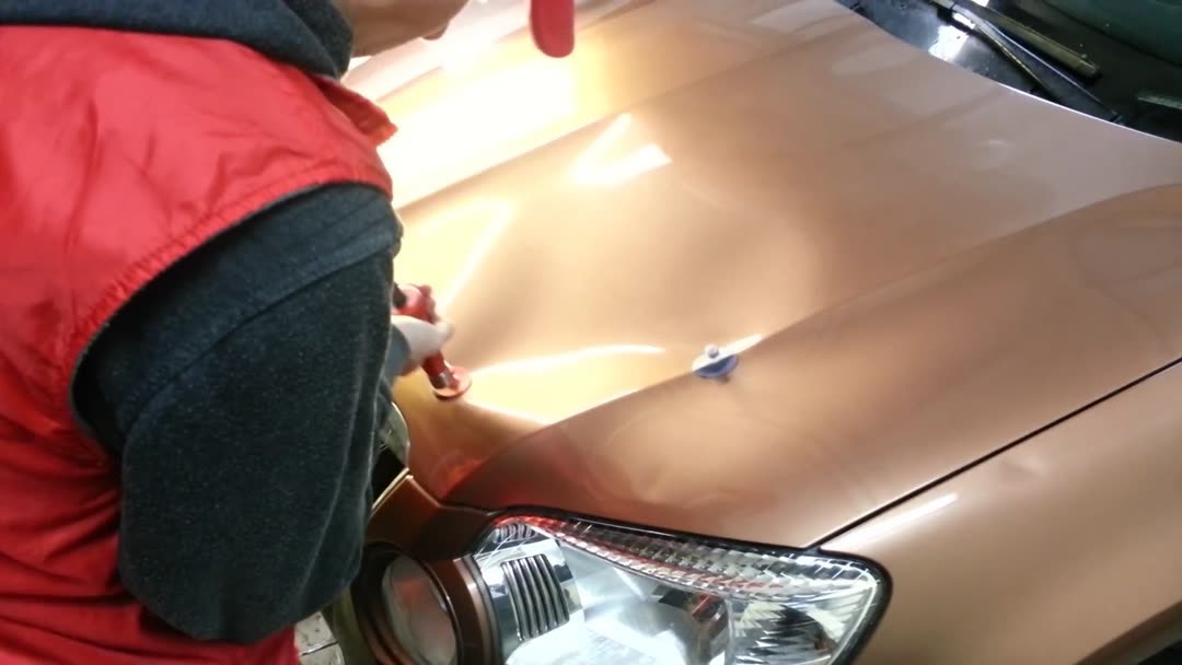 可以不用喷漆的钣金修复,这技术真厉害