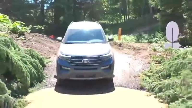 2020款福特探险者ST越野测试,到山里跑几圈,还考虑林肯飞行家吗