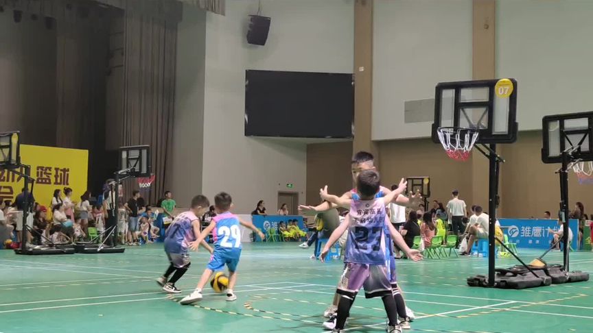 帅帅帅ߤ�#幼儿园篮球比赛 #幼儿园篮球表演