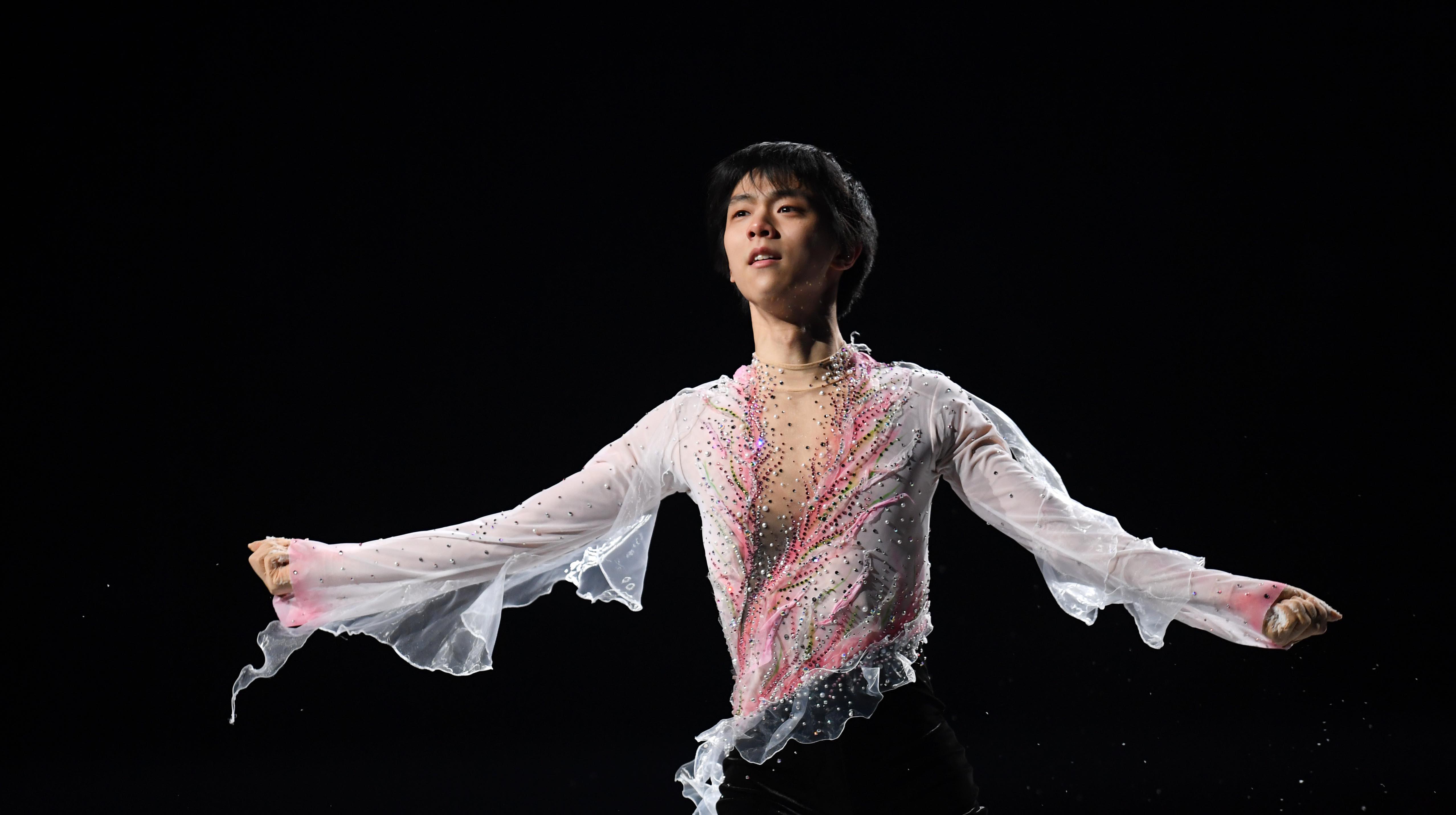 羽生结弦自曝:赛前训练煎熬到痛哭,强敌出现激发斗志