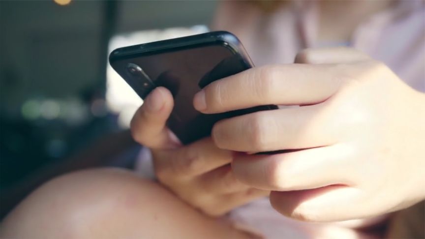 下班后"微信办公"算加班吗?员工上诉一审被驳回,二审反转!