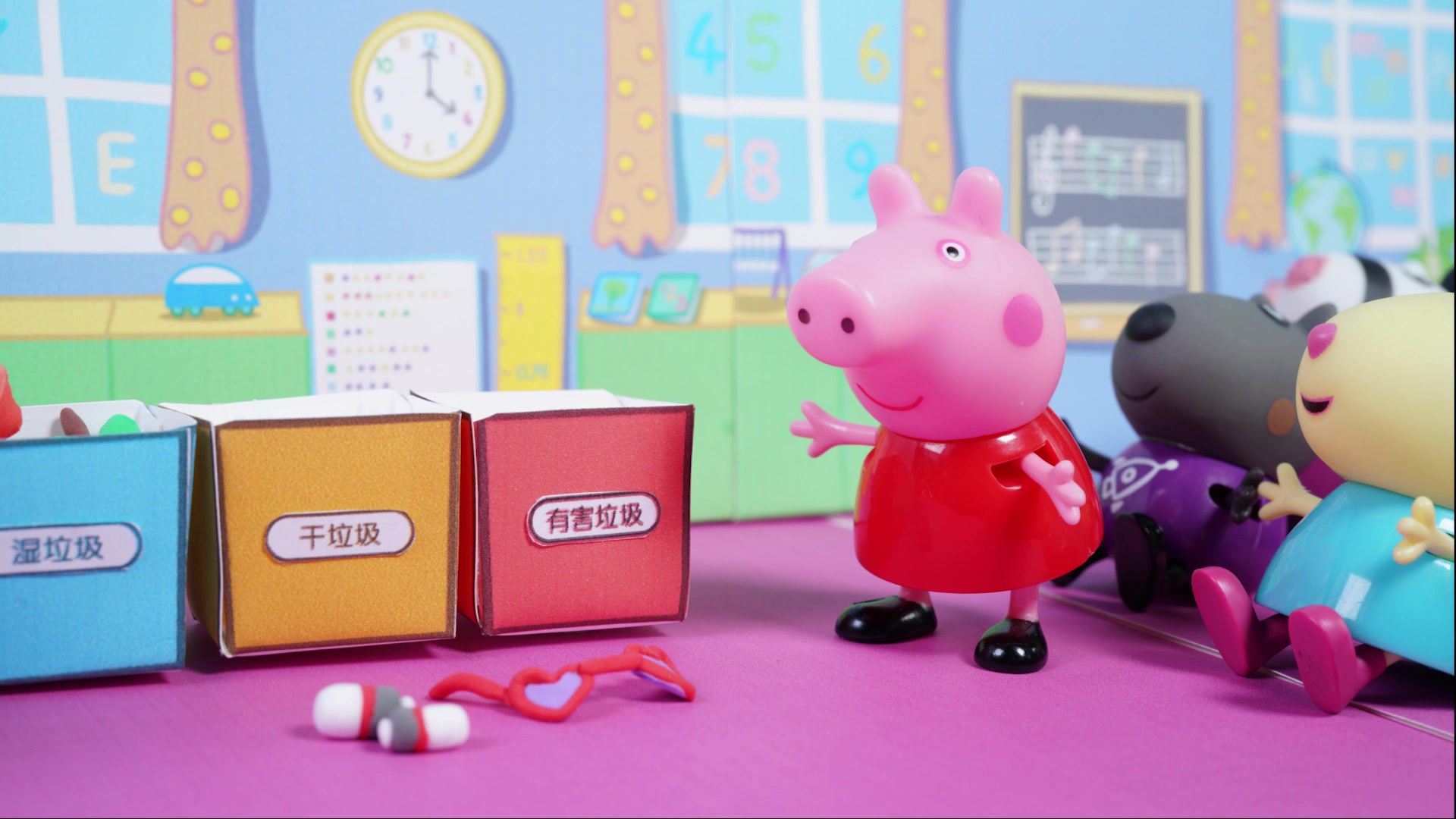 小猪佩奇教你垃圾分类啦!