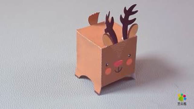 益趣纸模:圣诞驯鹿纸模自学教程详细展示,小朋友们一看就会!