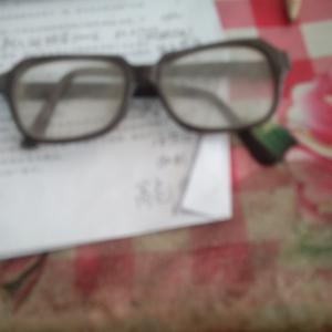 镜子能看清人世间的 