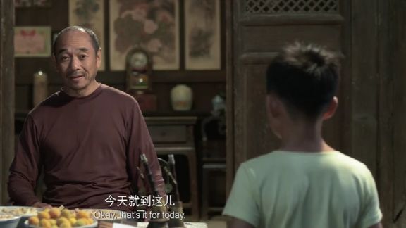 百鸟朝凤:天鸣学鸟叫很熟练,师兄们都鼓掌,师傅心里很高兴