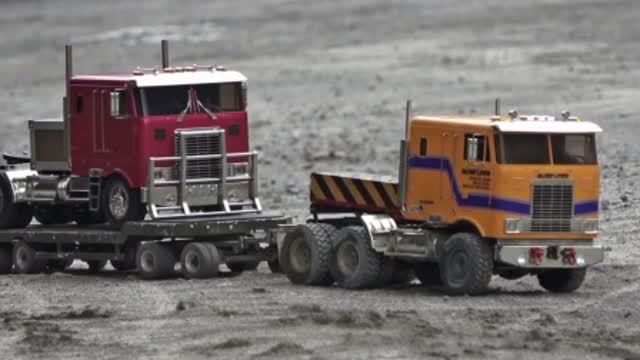 RC遥控重型卡车户外玩耍