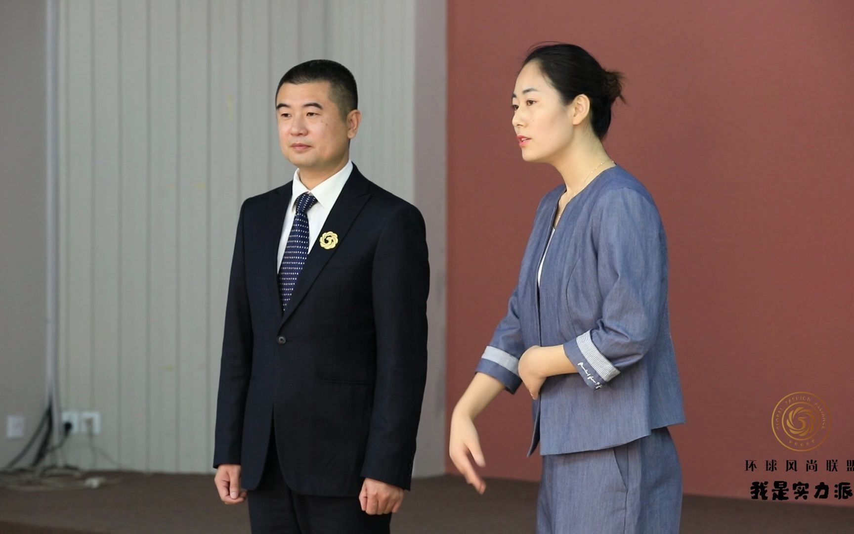 中国形象礼仪行业风尚圈礼仪培训师演讲《男士西装的特点》