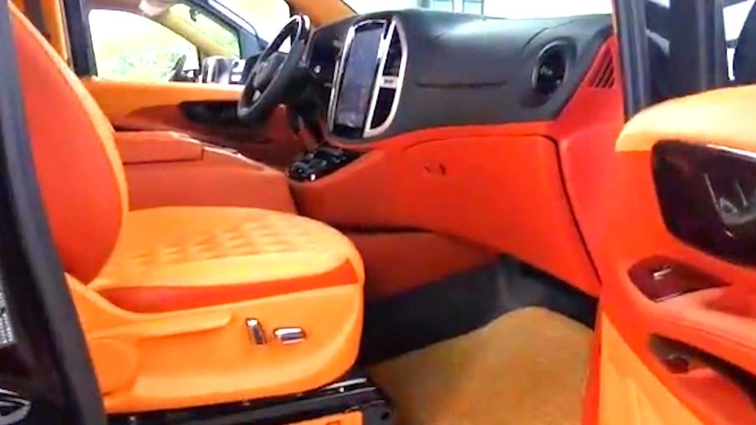 西安商务车内饰改装,合正威霆改装案例分享