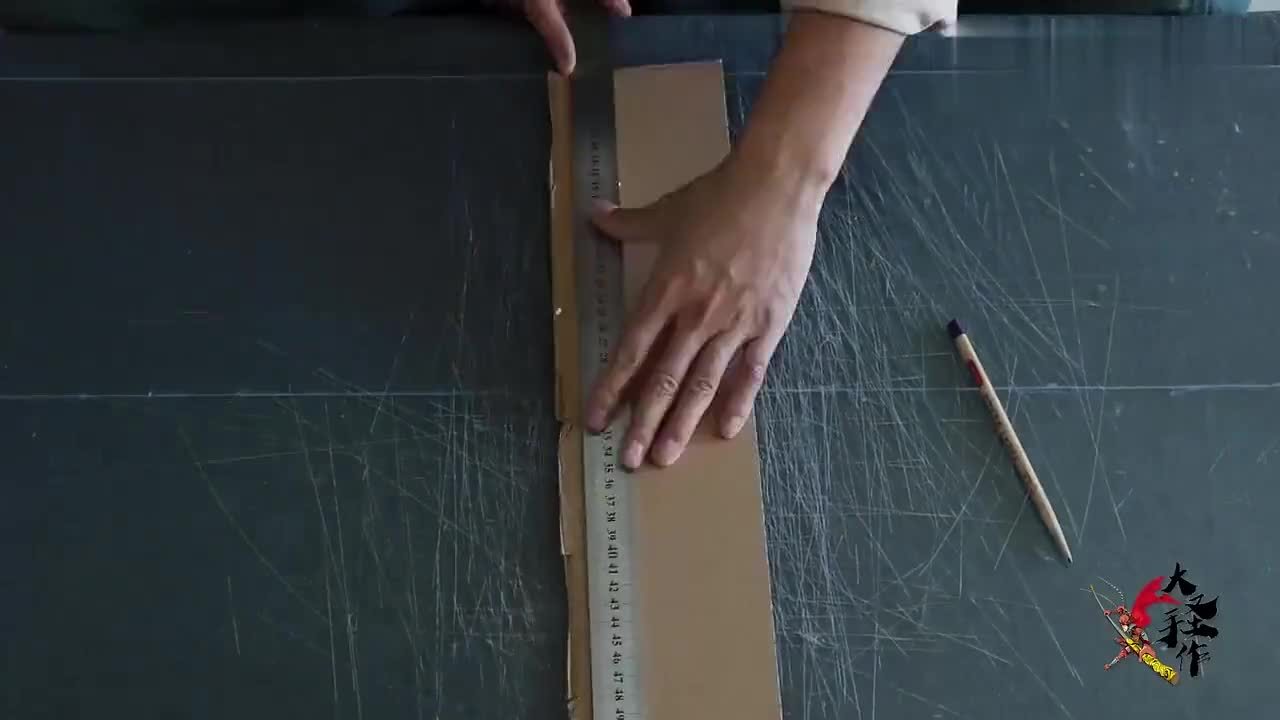 怎么用纸板做枪